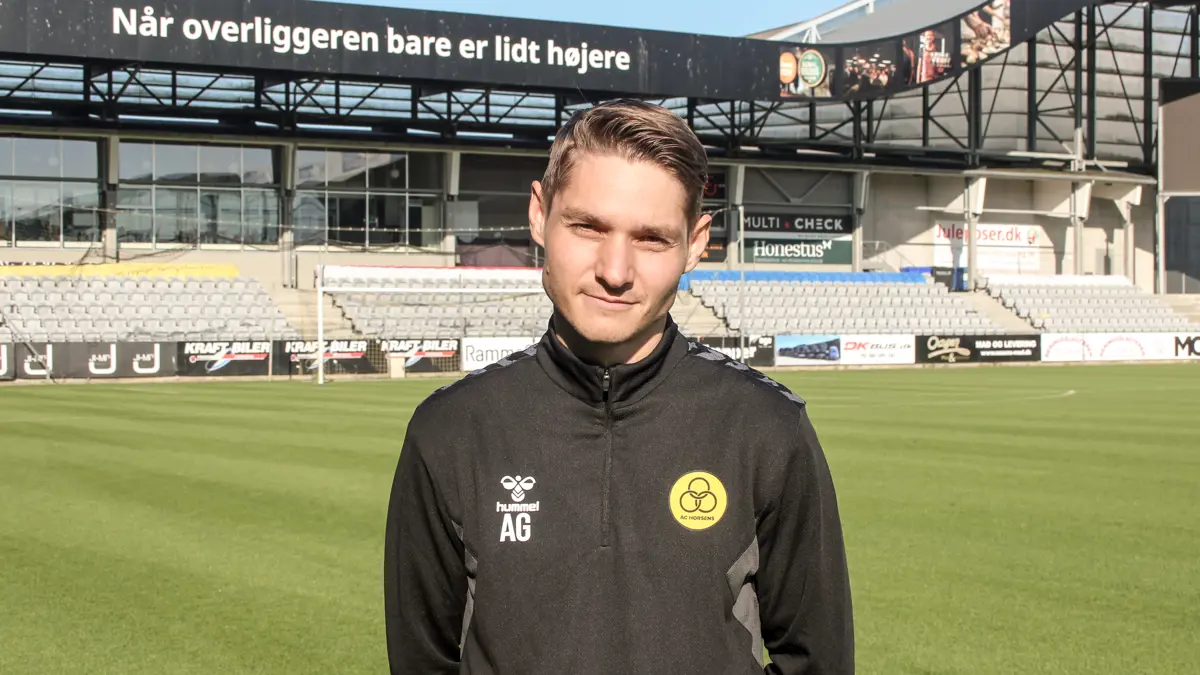 Alexander Grøne Larsen ansættes på fuld tid i analyseafdelingen